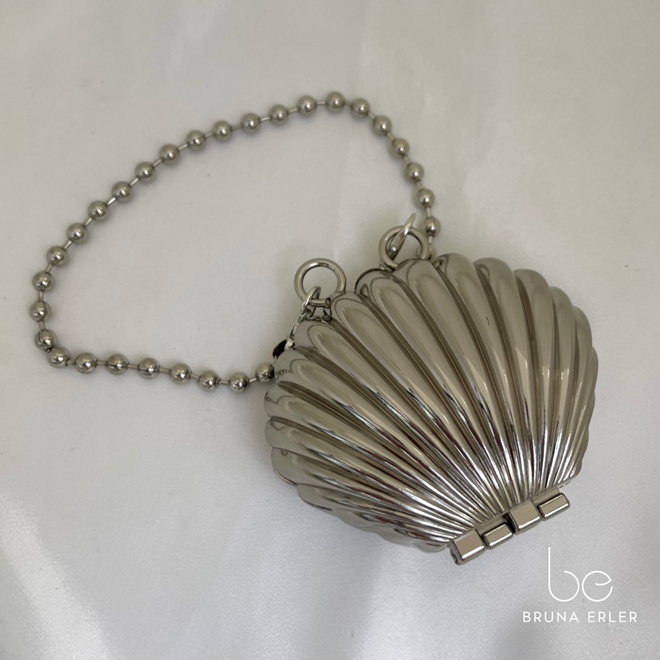 CLUTCH MINI CONCHA METALIZADA - CLUTCH MINI CONCHA METALIZADA - ACESSÓRIOS